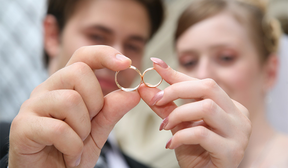 Income Inequality -- Marriage Closes the Gap | National Review