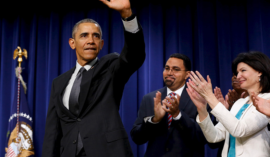 Obama Worship - - Clap-Out Recalls Stalin’s Grim Loyalists | National ...