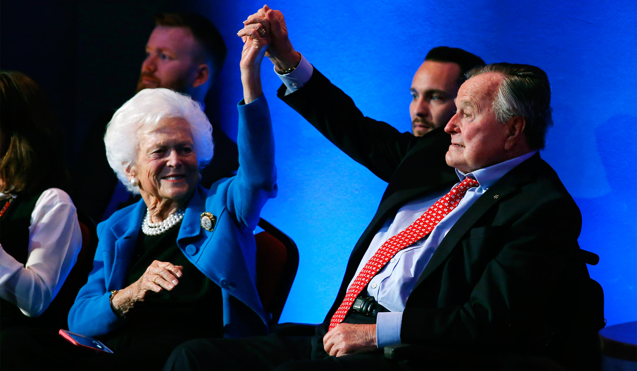 George H. W. Bush & Barbara Bush: Dignity Doesn’t Have to Go Extinct ...