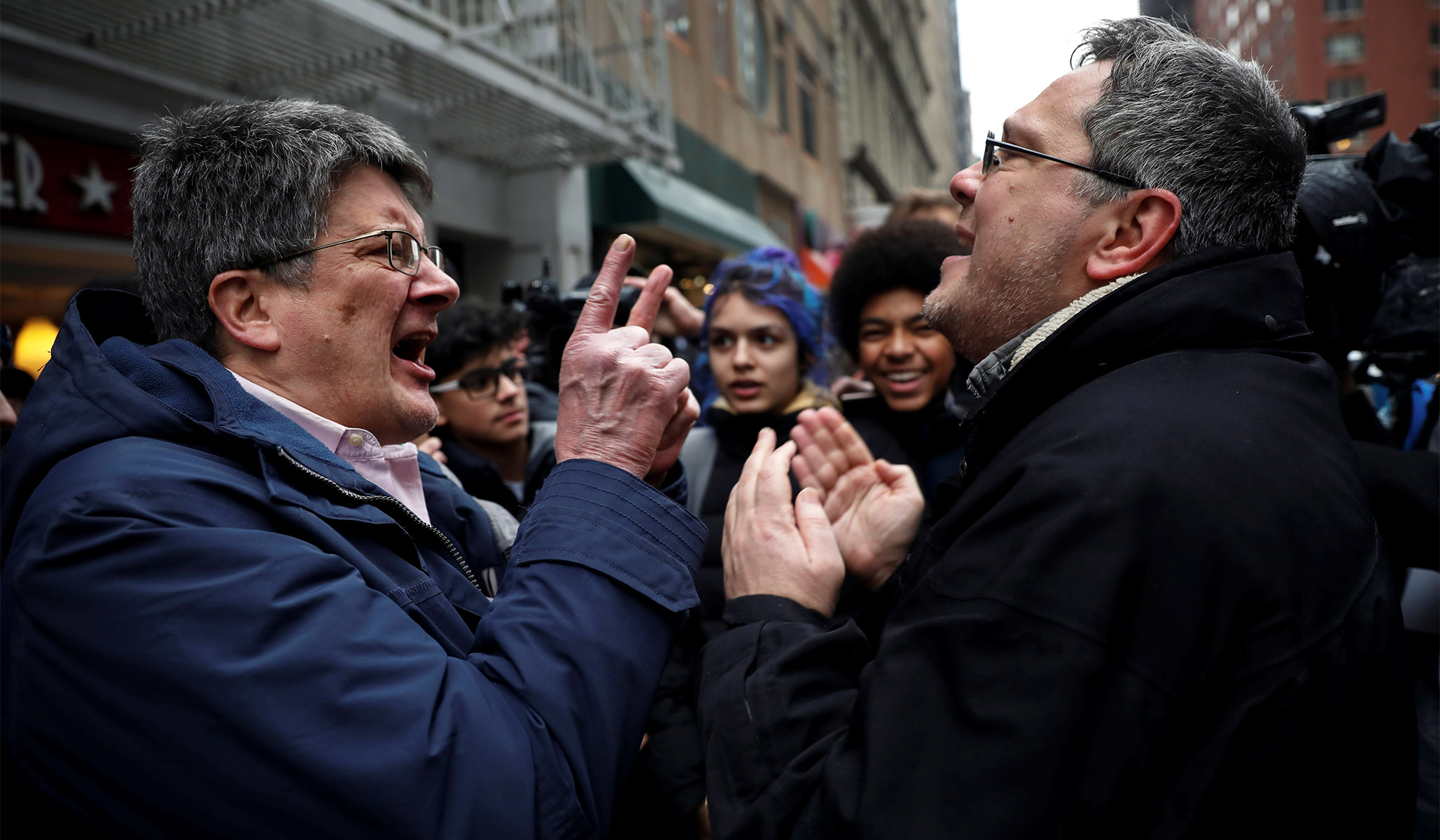 The Decline of American Manners: Public Etiquette Has Gotten Worse ...