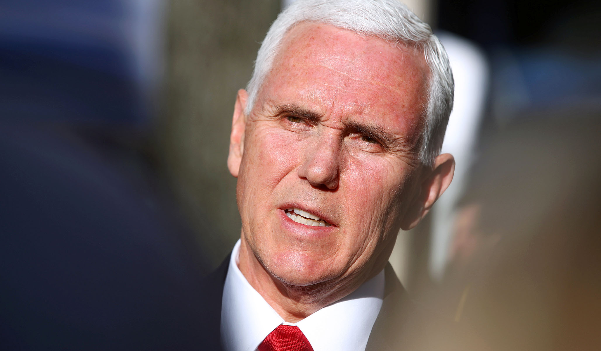 Mike Pence & Peter Strzok -- Vice President Blasts FBI Agent, Lisa Page ...