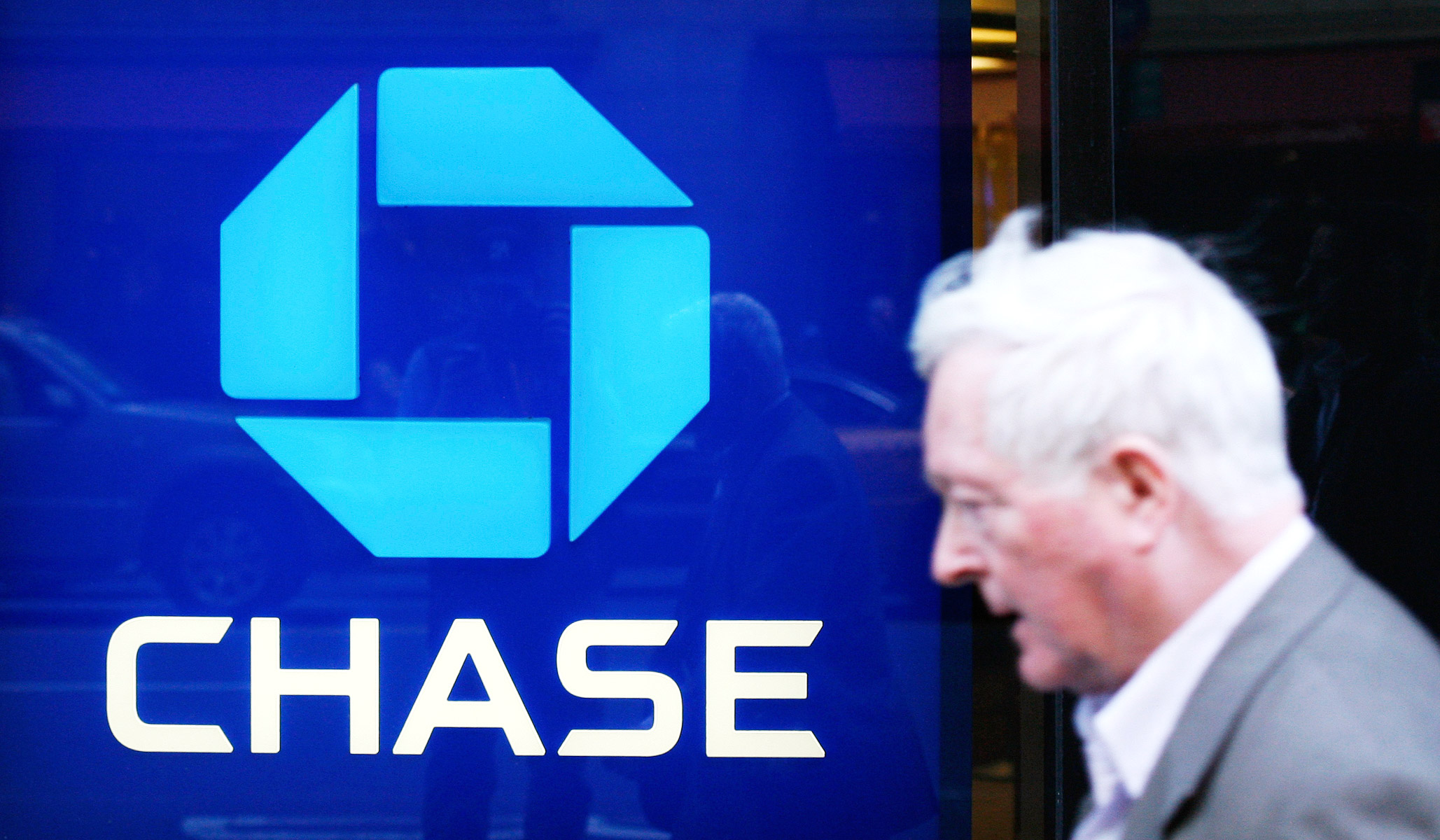 Chase Bank Shuts Down Prominent Conservatives | National Review