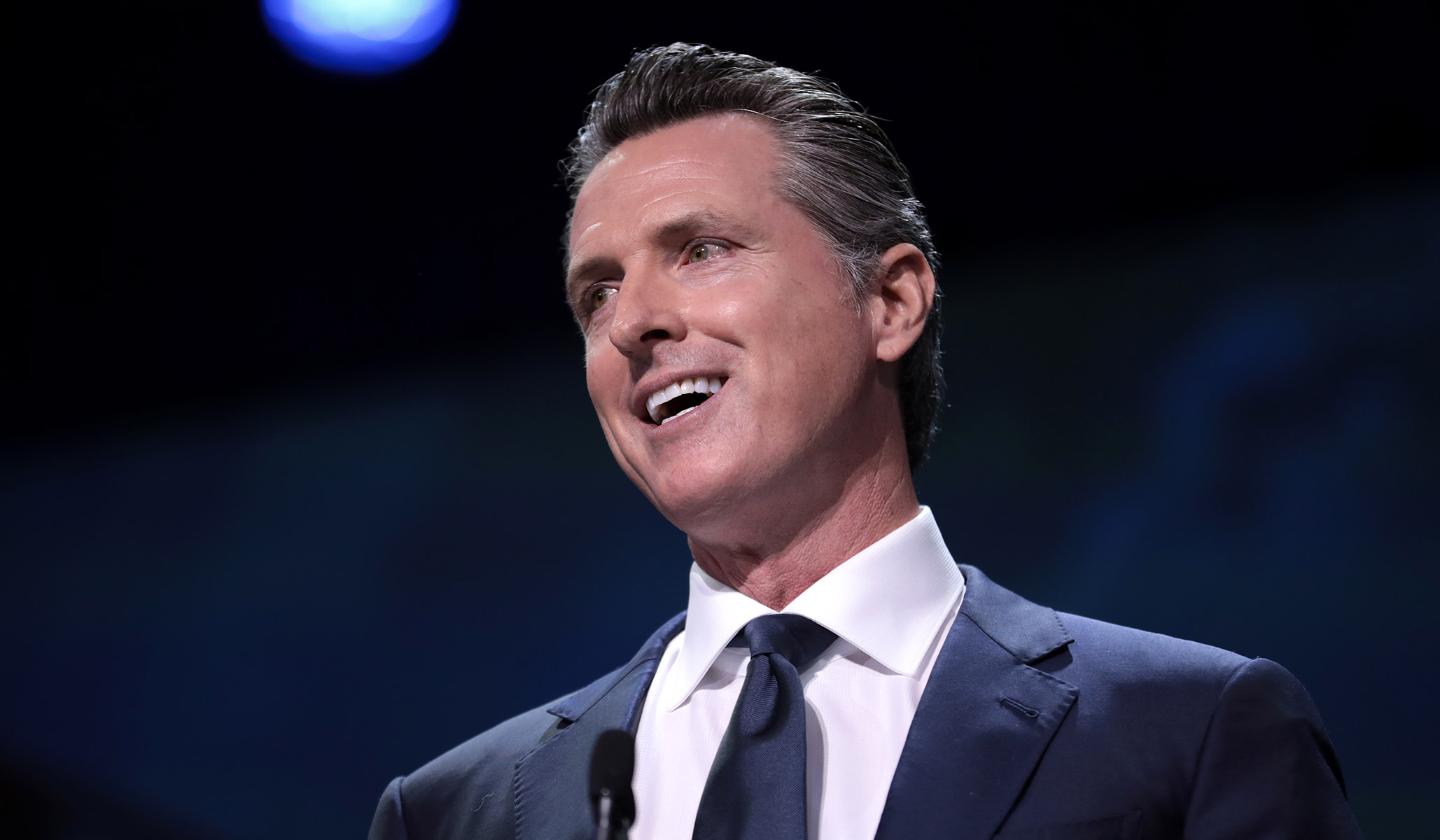 Coronavirus -- California Governor Gavin Newsom Orders All Residents to ...