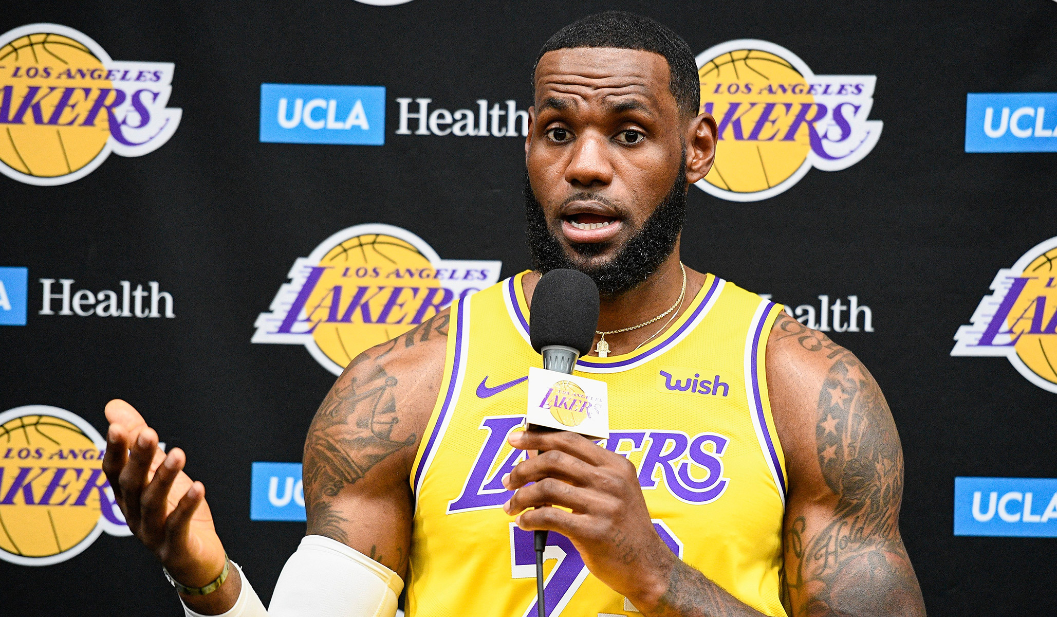 Nicholas Reardon -- LeBron James Calls for Prosecution of Columbus Cop ...