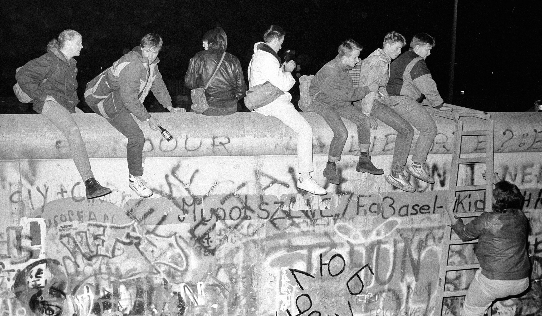 Fall of Berlin Wall 30th Anniversary: Wall Is Gone, Its Lessons Remain ...