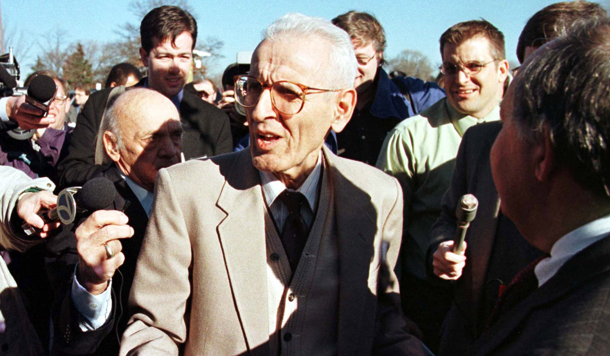 Jack Kevorkian Legacy: Euthanasia & Assisted Suicide Slowly Normalized ...