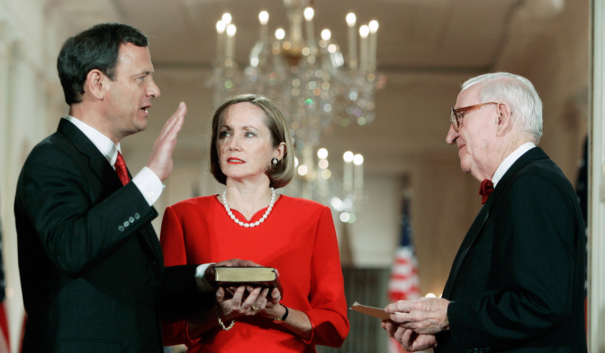 Flimsy ‘Ethics Issues’ Regarding Chief Justice Roberts's Wife ...