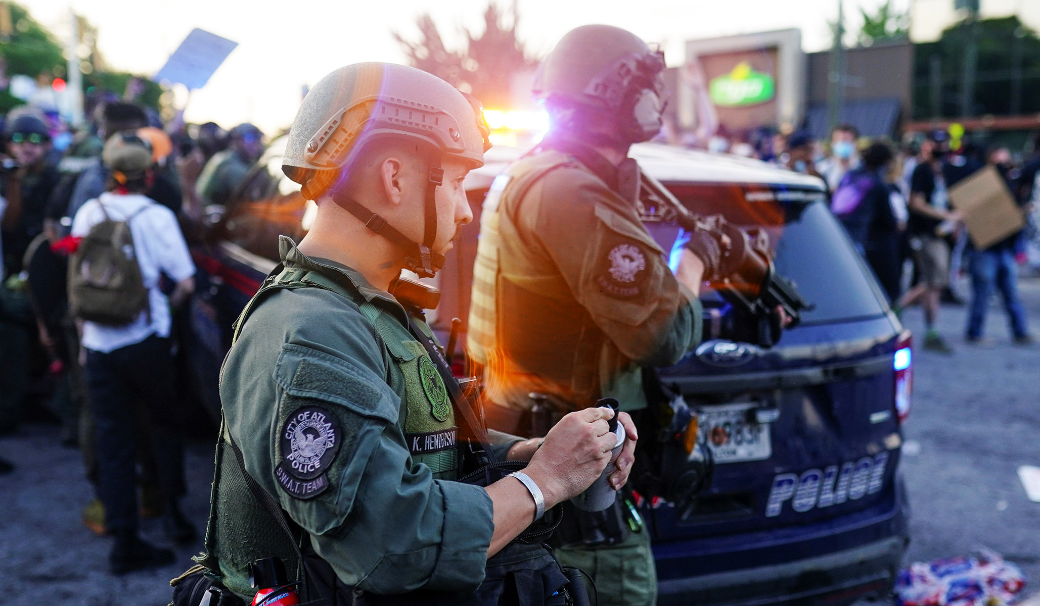 8-Year-Old Girl Killed During Police Protest in Gang Established ...