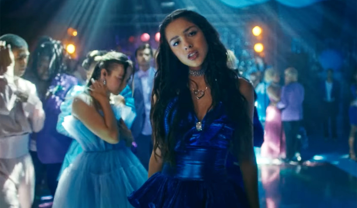 Music Review 'Sour Prom': Olivia Rodrigo’s Rapid-Onset Petulance ...