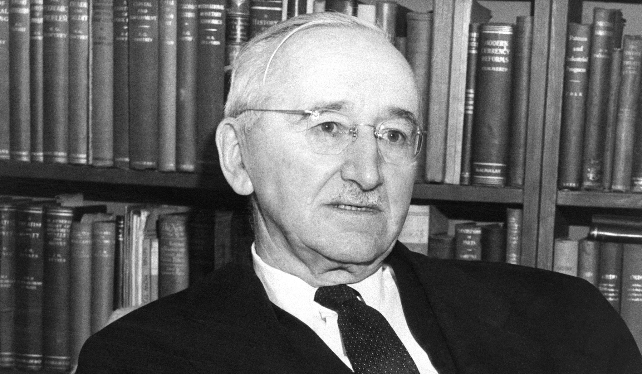 Mont Pelerin Society at 75: Fight against Big Government Begins ...