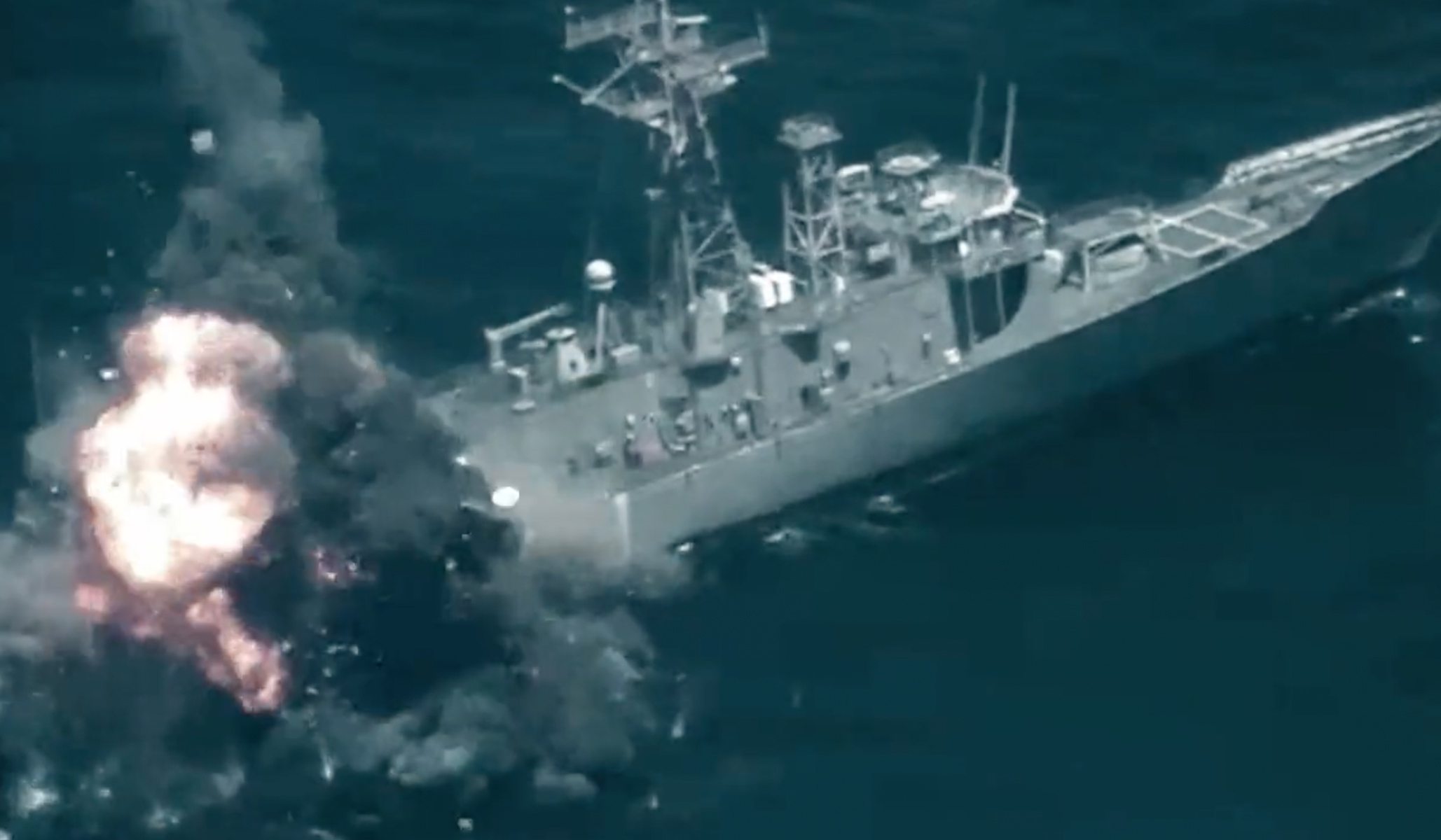 Decommissioned USS Rodney M. Davis Blown Up as Part of Exercise ...