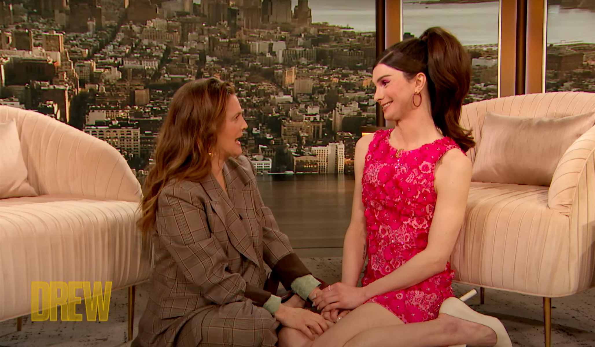 Dylan Mulvaney, Drew Barrymore, and the Cruelty of Flattery | National ...