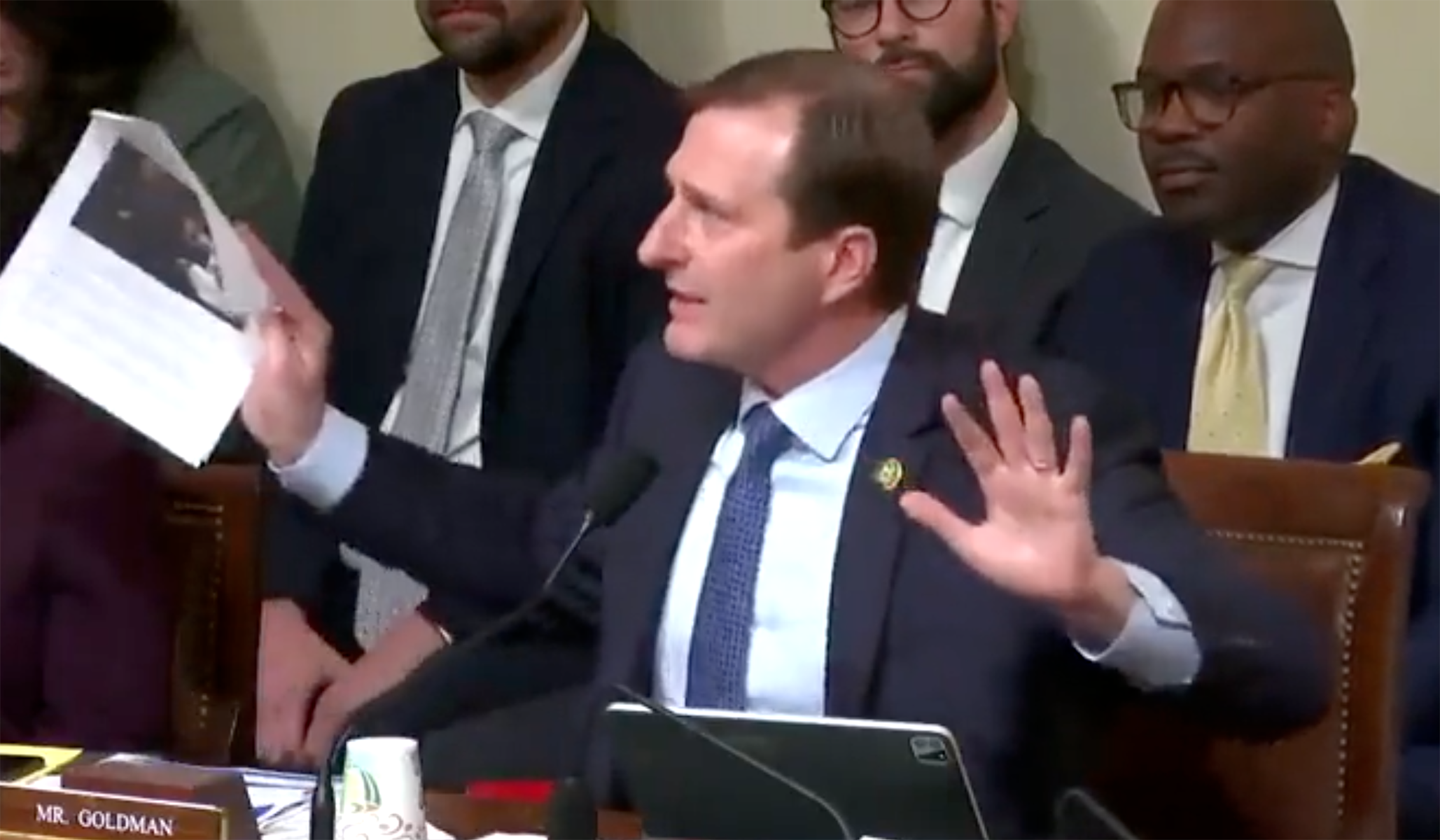 New York Democrat Goldman's Embarrassing Attack on Journalist Rosas ...